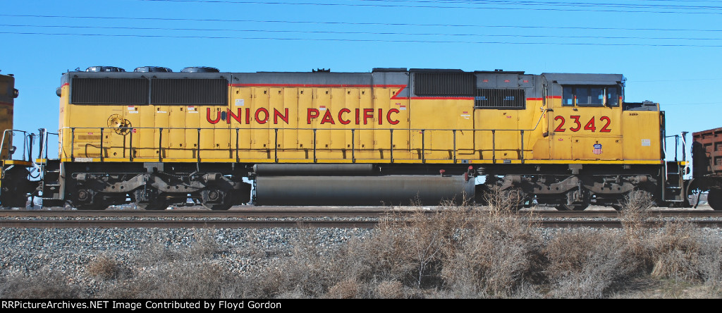 UP 2342 On UP Local 43